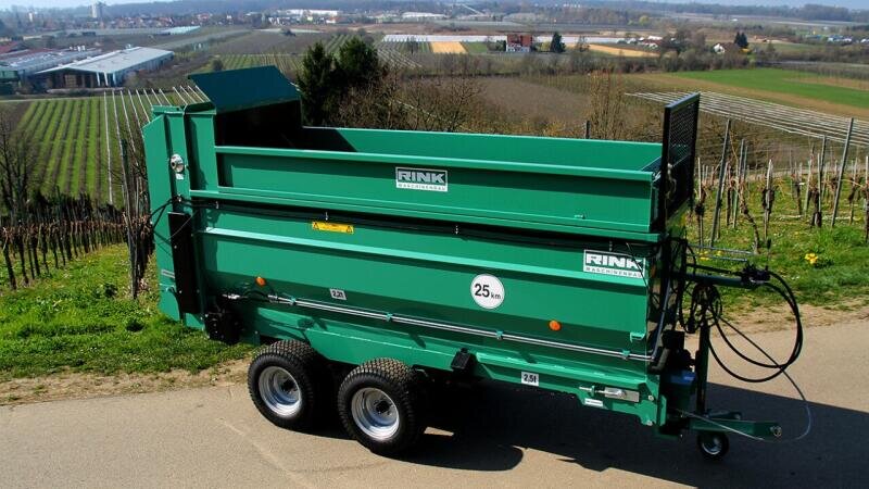 RINK Narrow Track Dung Spreader WBS